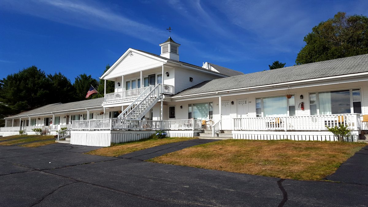 Sea Breeze motel review: Travel with Anda